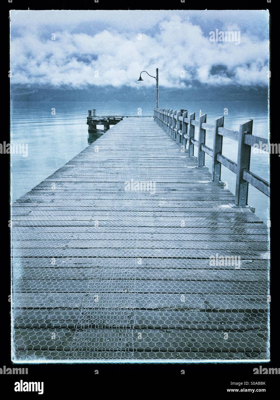 Old wharf hi-res stock photography and images - Alamy