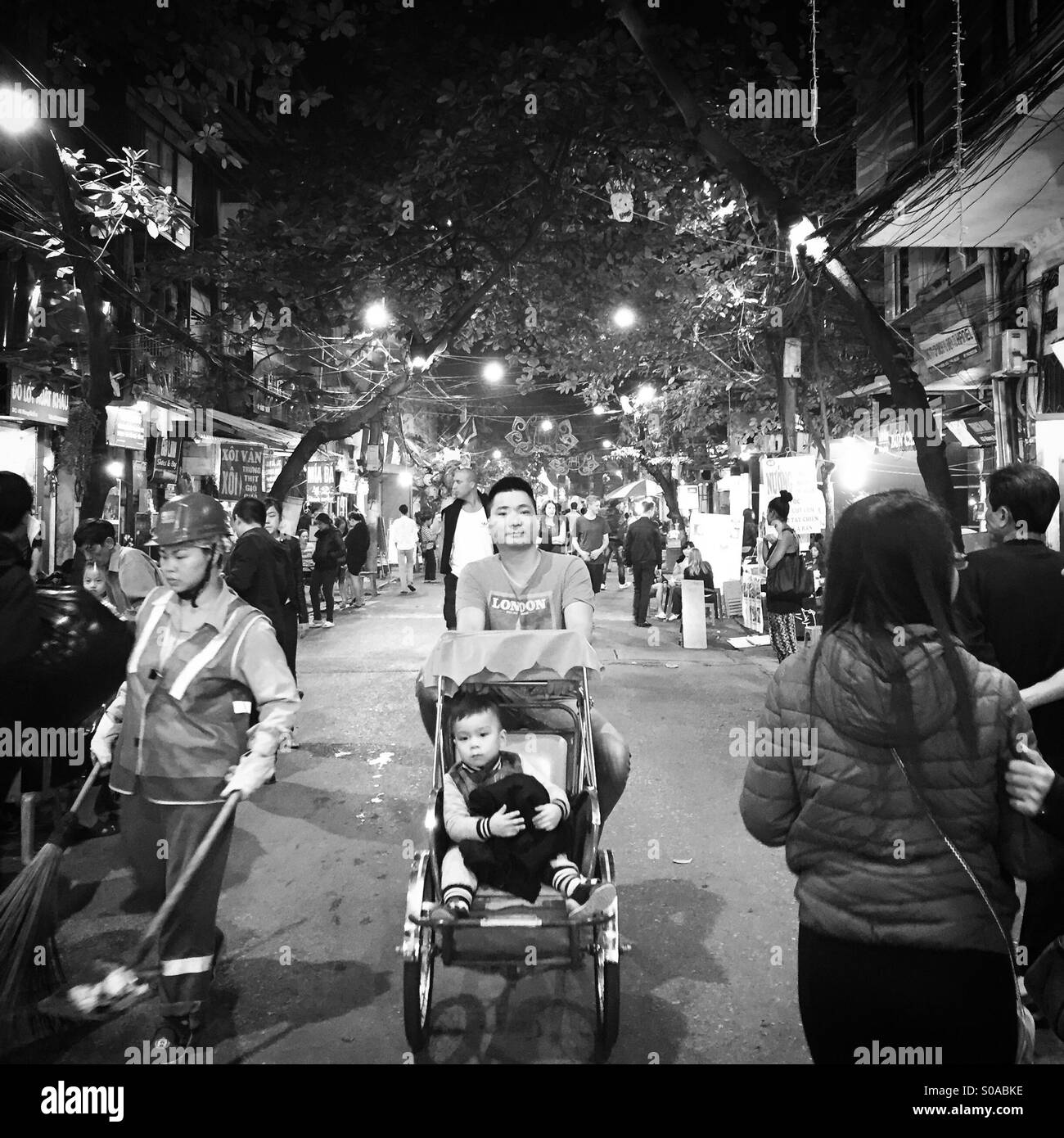 Vietnamese transportation hi-res stock photography and images - Alamy