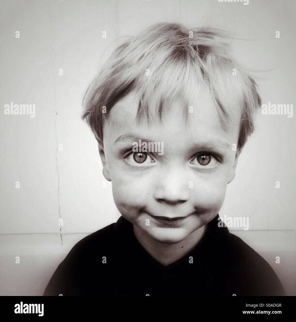 Blonde english boy hi-res stock photography and images - Alamy