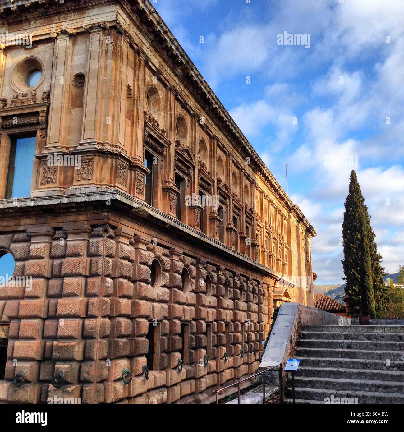 Stone castle hi-res stock photography and images - Alamy