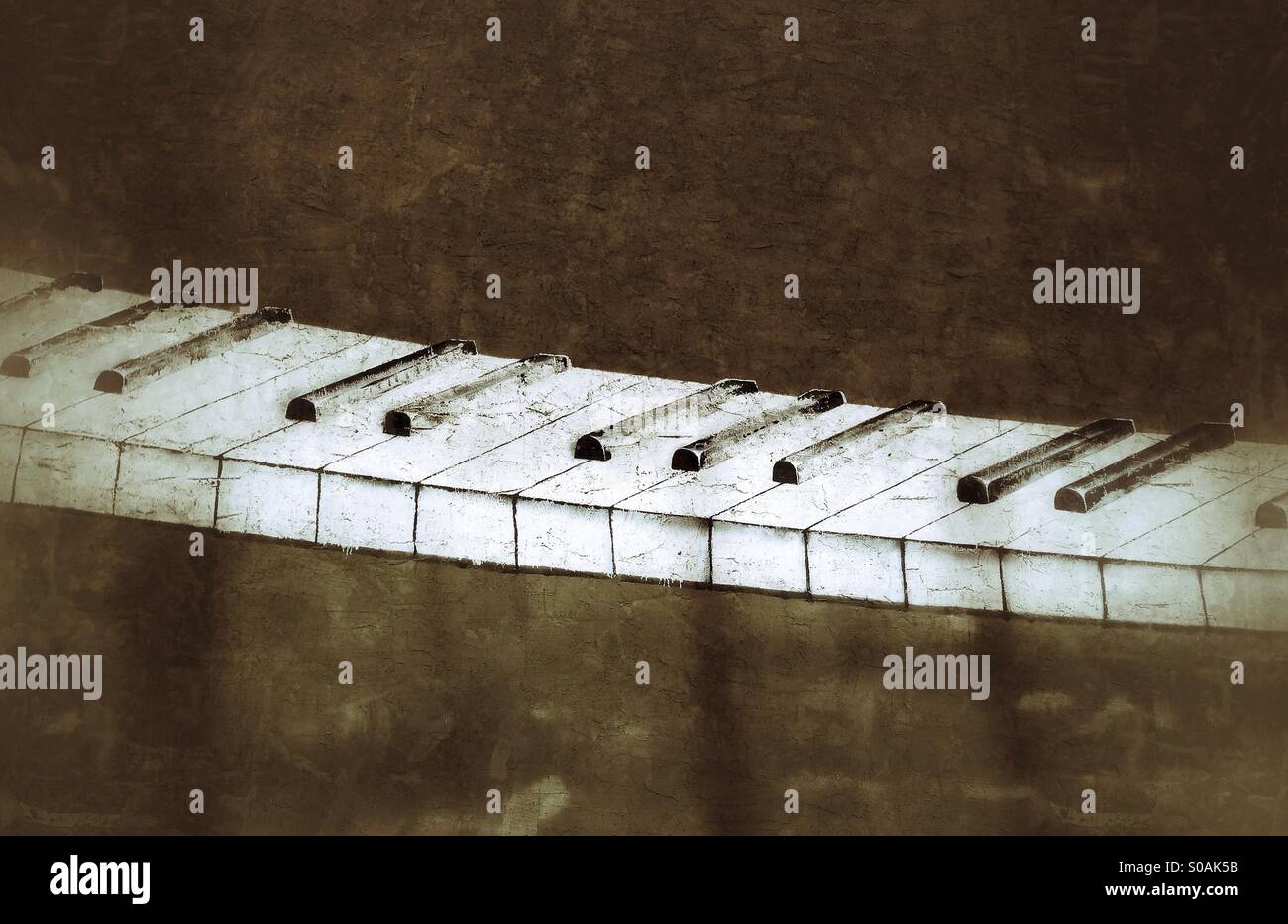 Piano keyboard painted on the wall of a building Stock Photo - Alamy