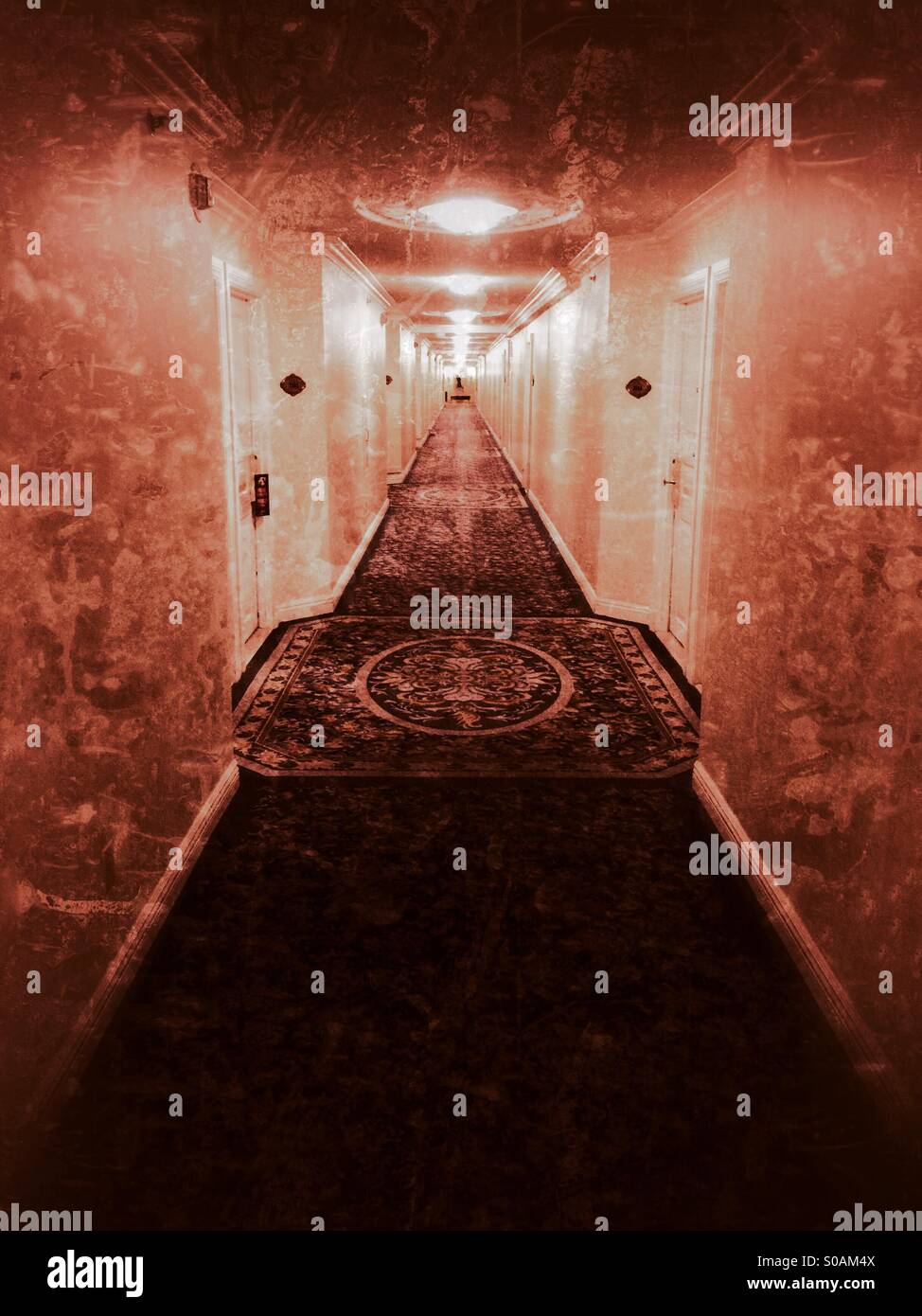 Long hallway doors hi-res stock photography and images - Alamy