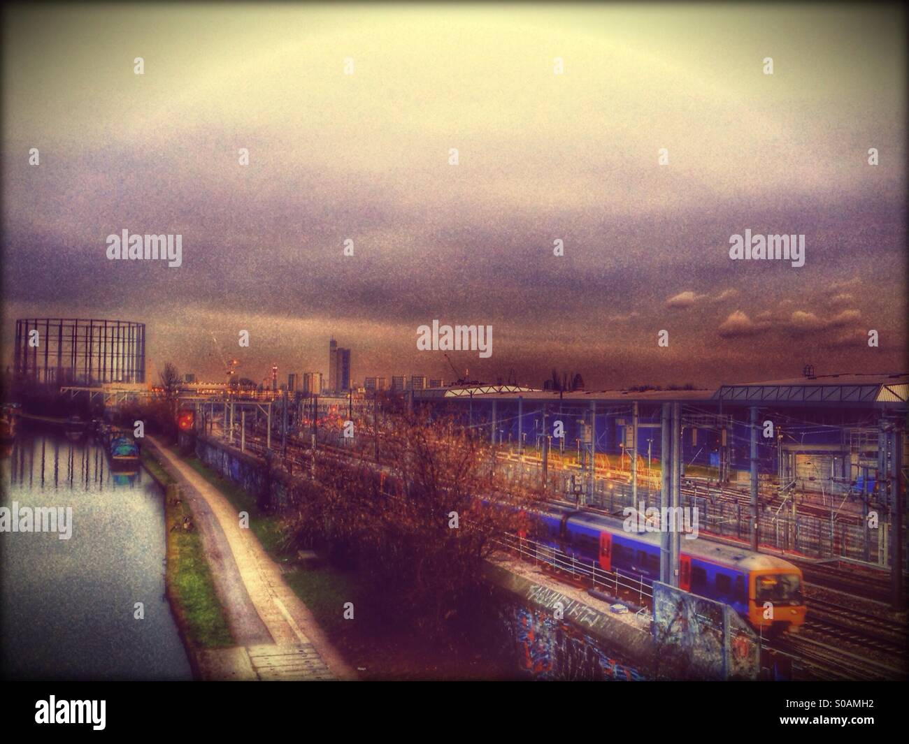 Kensal green gas hi-res stock photography and images - Alamy