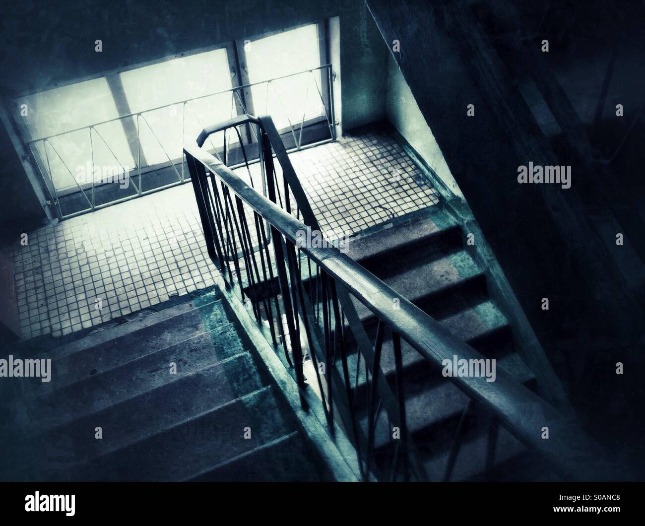 Soviet era apartment building hi-res stock photography and images - Alamy