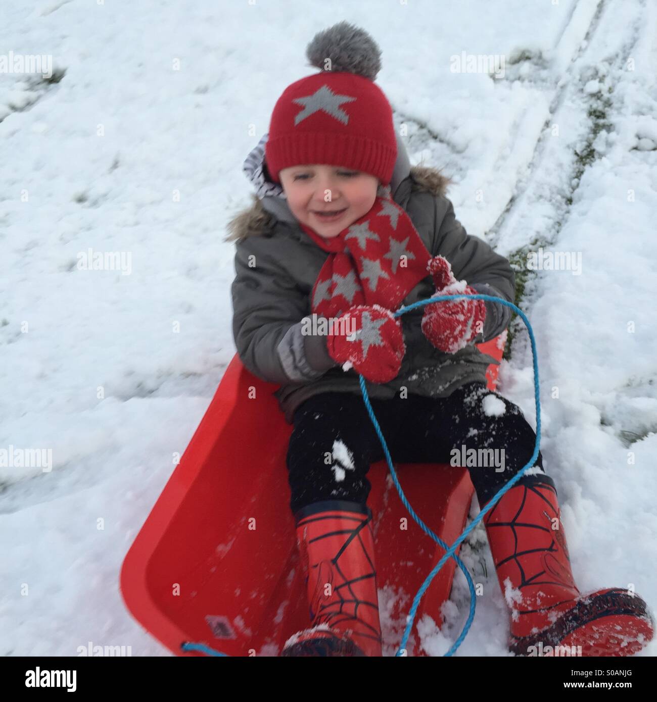 Sledging hi-res stock photography and images - Alamy