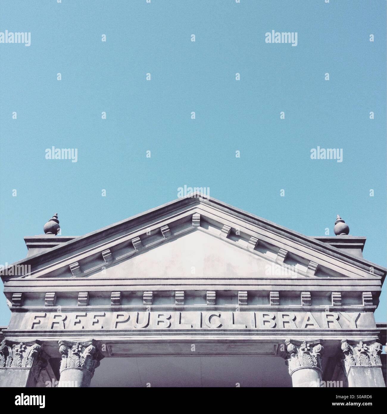 Free public library Stock Photo - Alamy