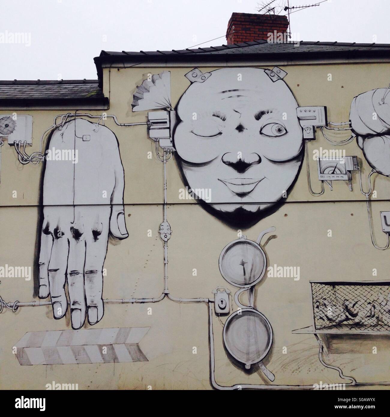 Graffiti cardiff hi-res stock photography and images - Alamy