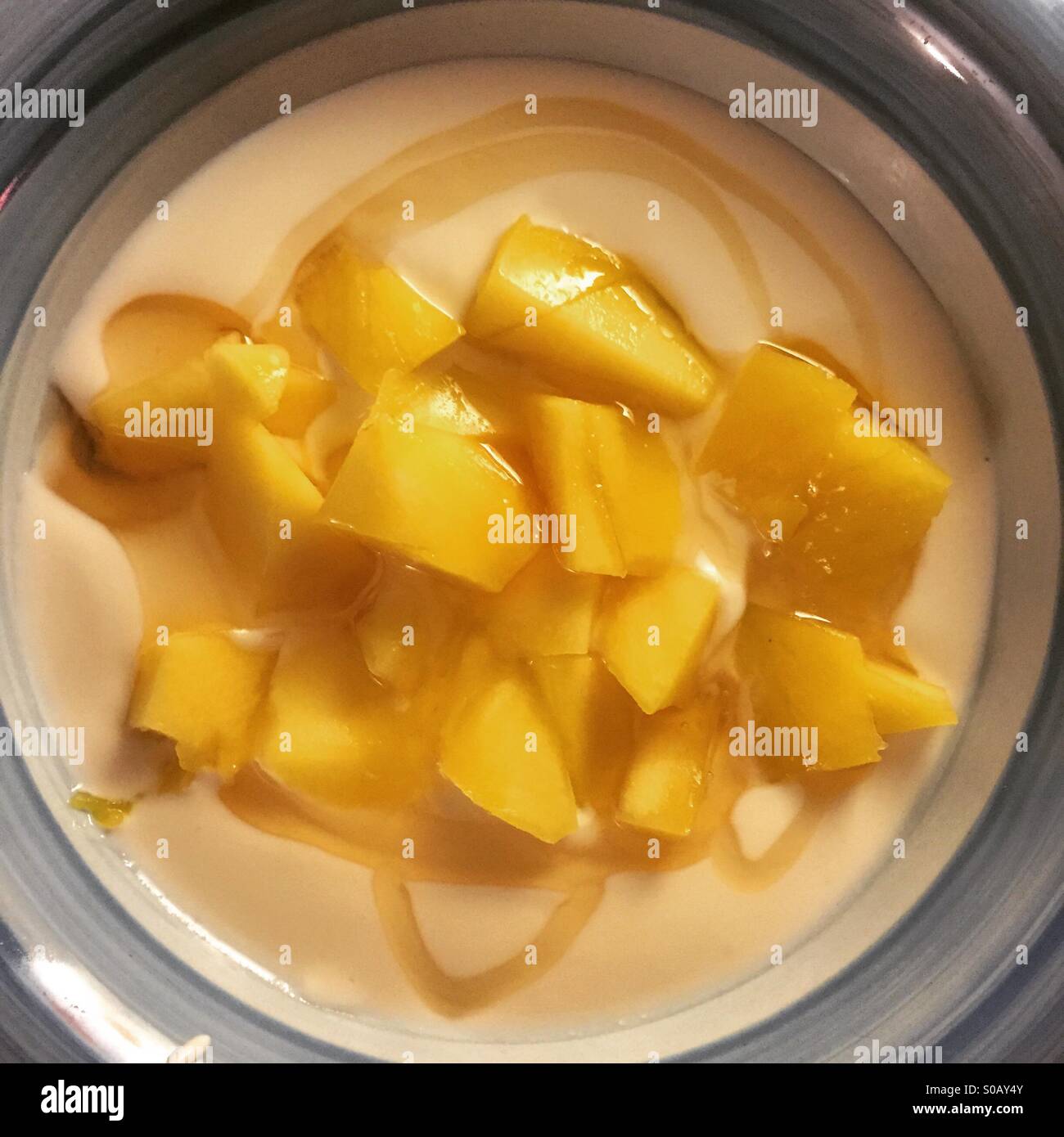 Mango yogurt hi-res stock photography and images - Alamy