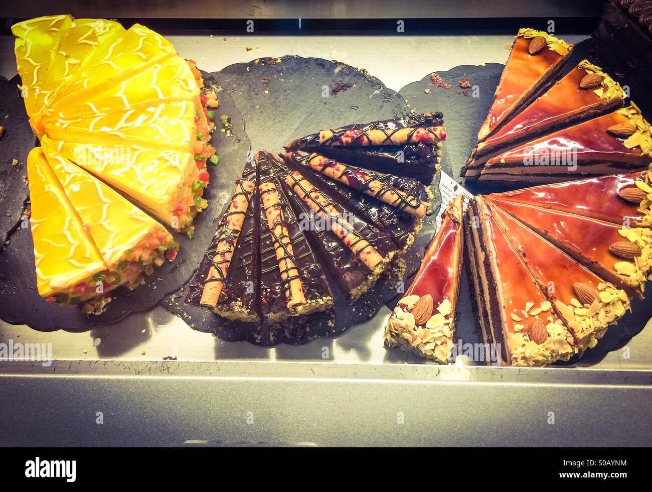 Food showcase hi-res stock photography and images - Alamy