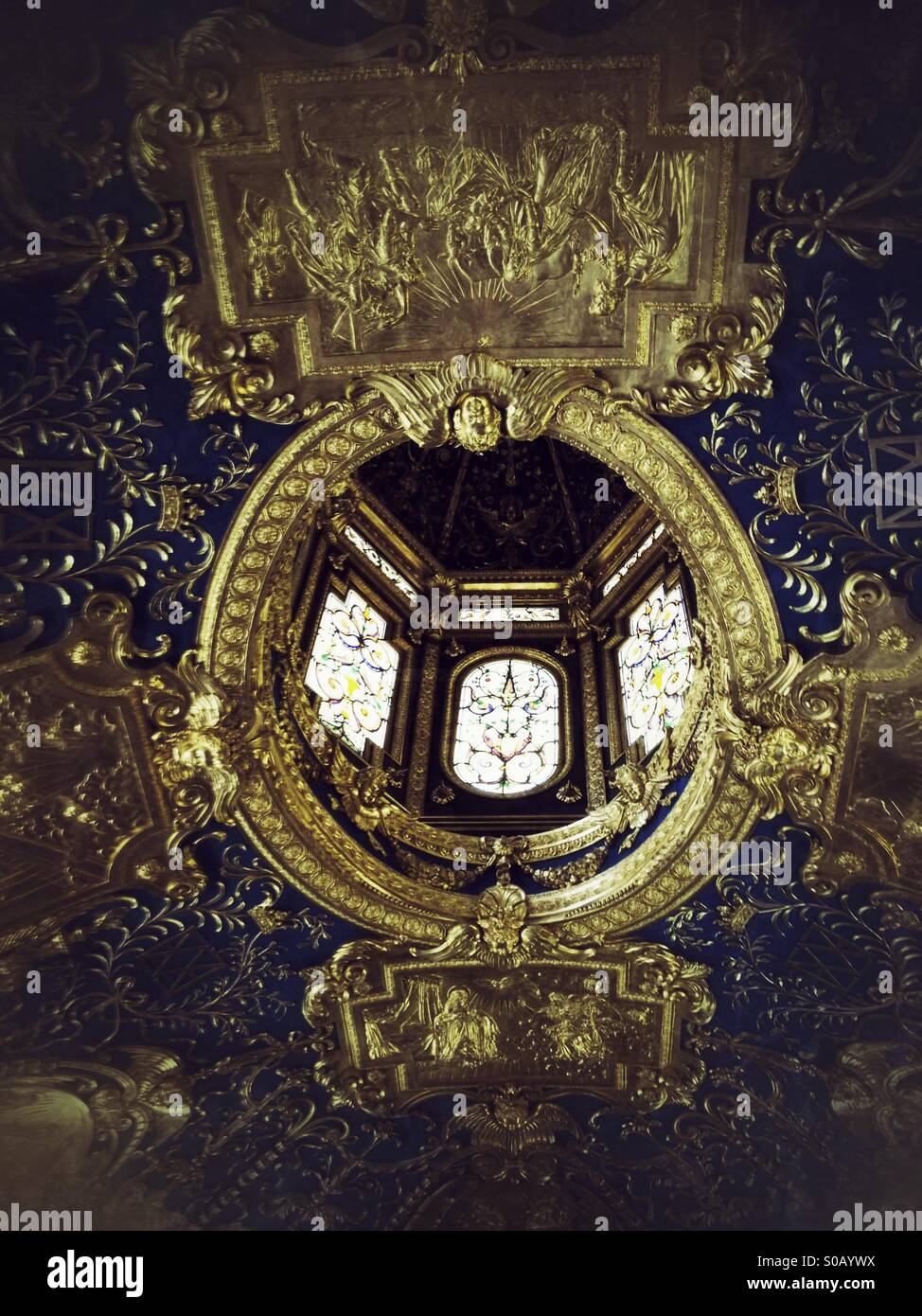 Light dome hi-res stock photography and images - Alamy