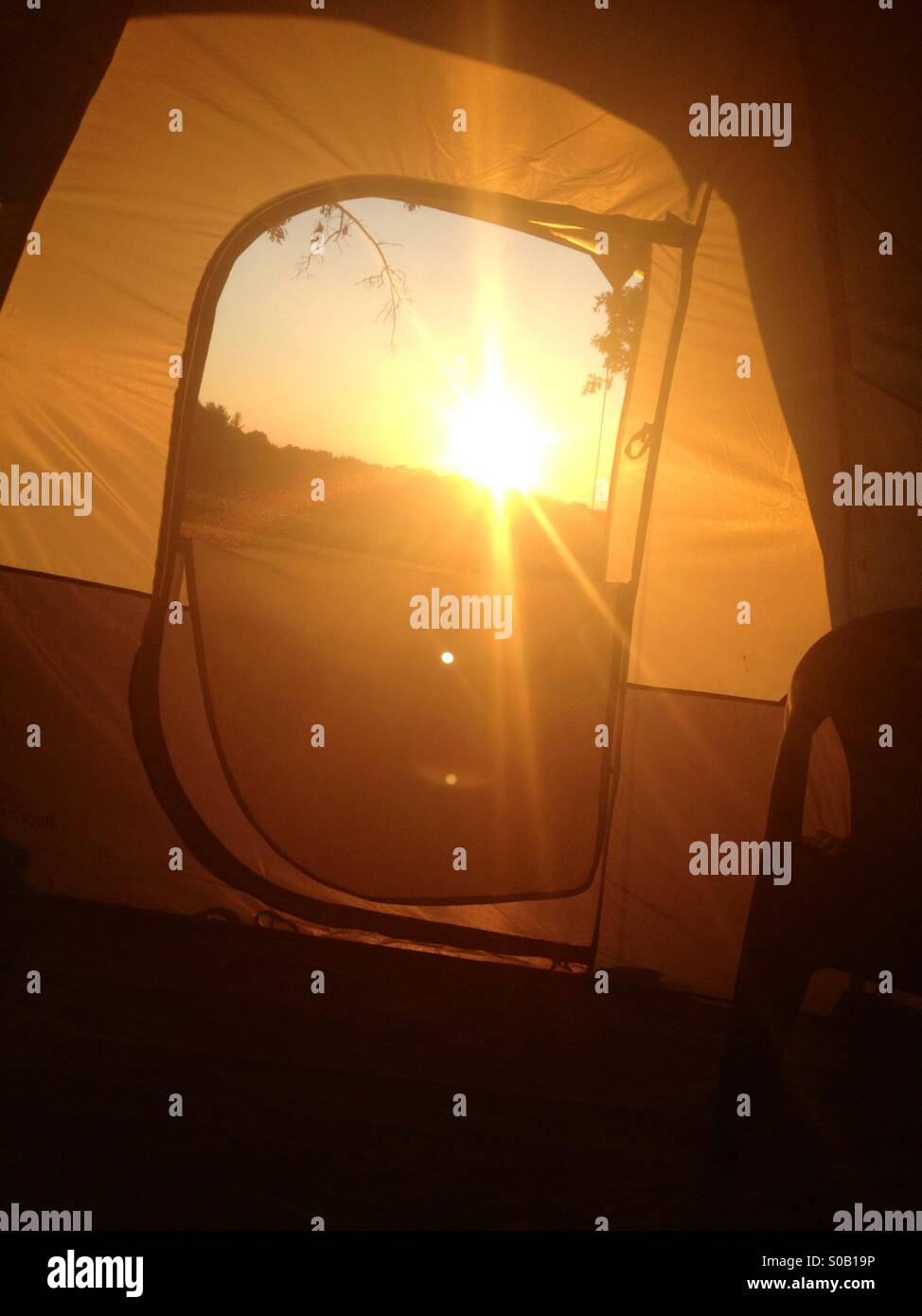 Tent light hi-res stock photography and images - Alamy