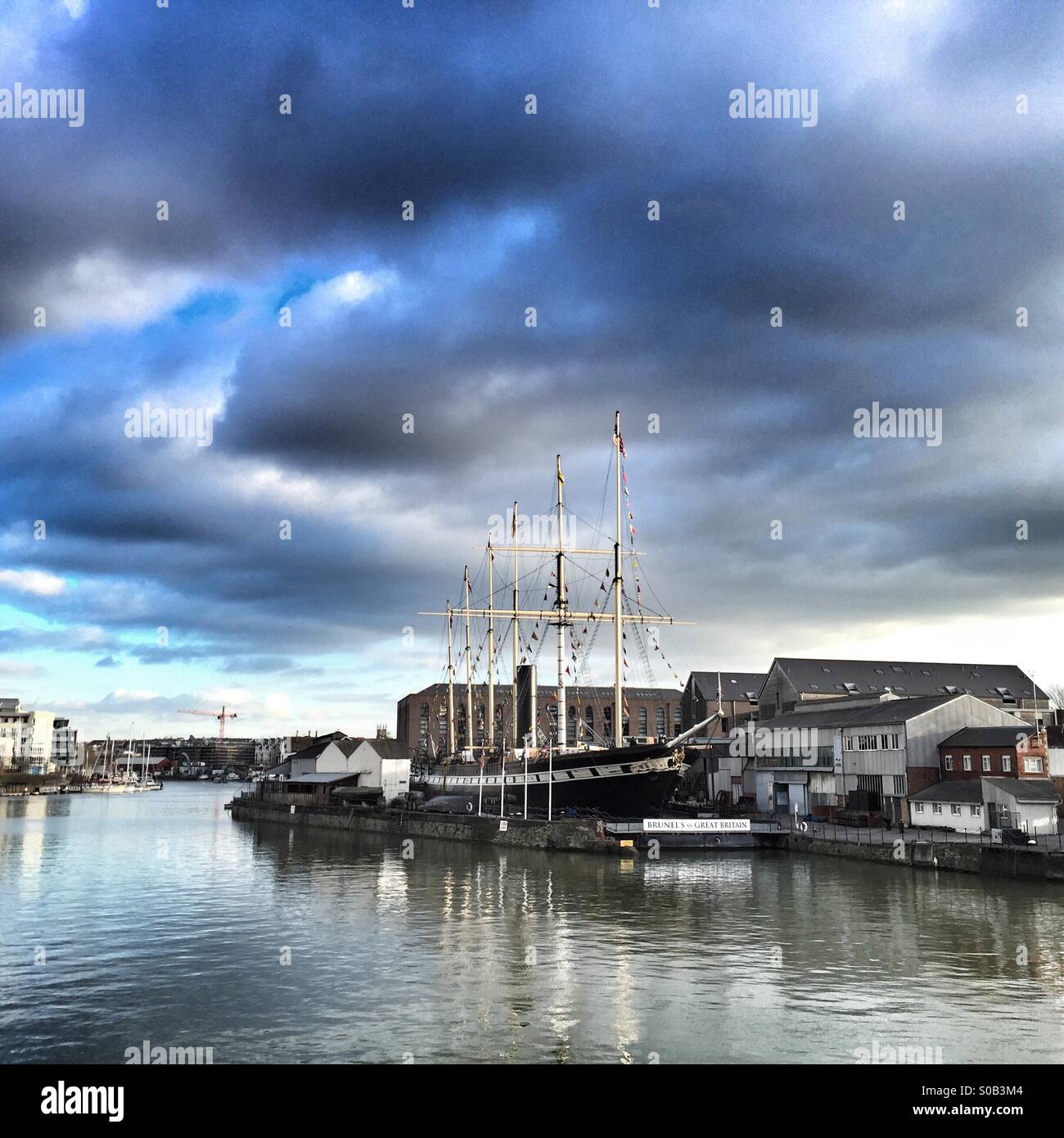 Bristol docks hi-res stock photography and images - Alamy