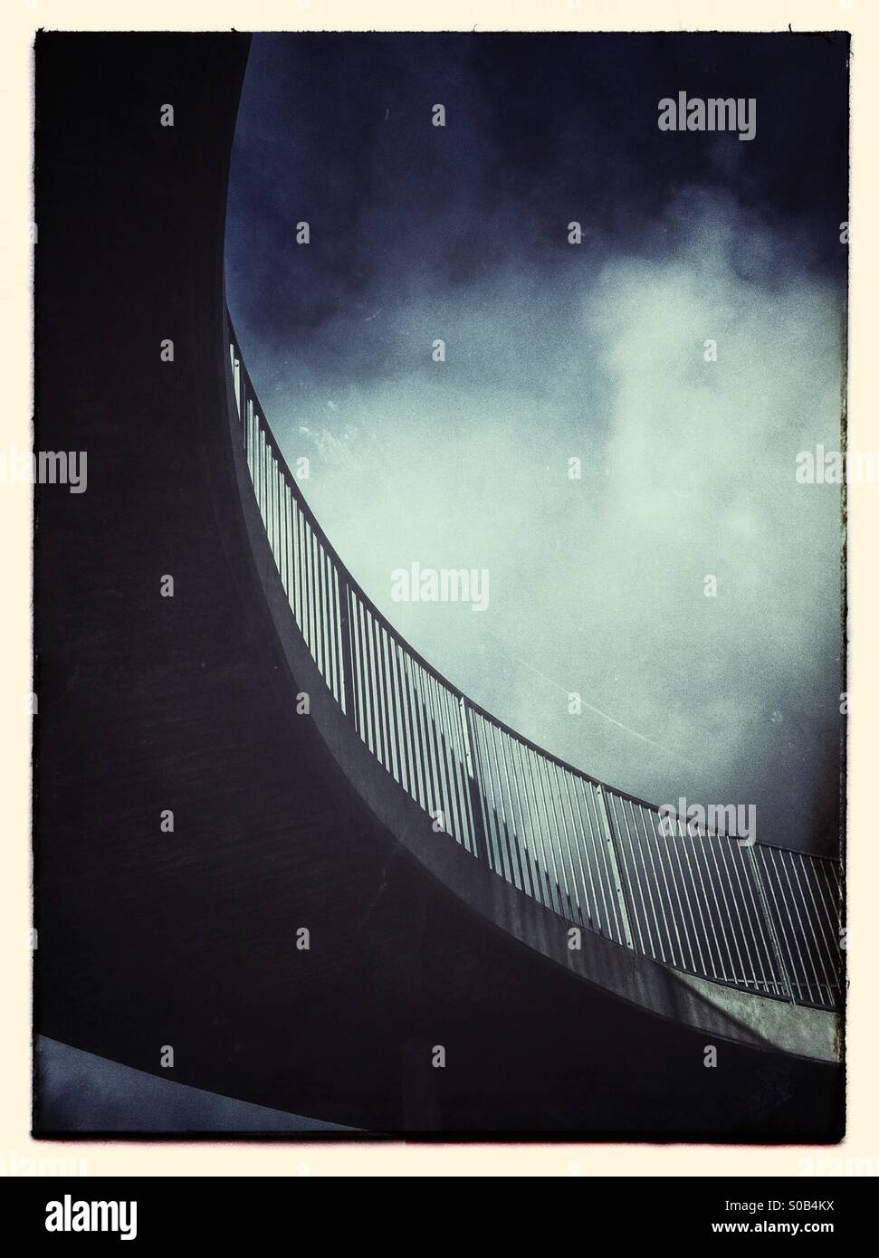 Curved footbridge hi-res stock photography and images - Alamy