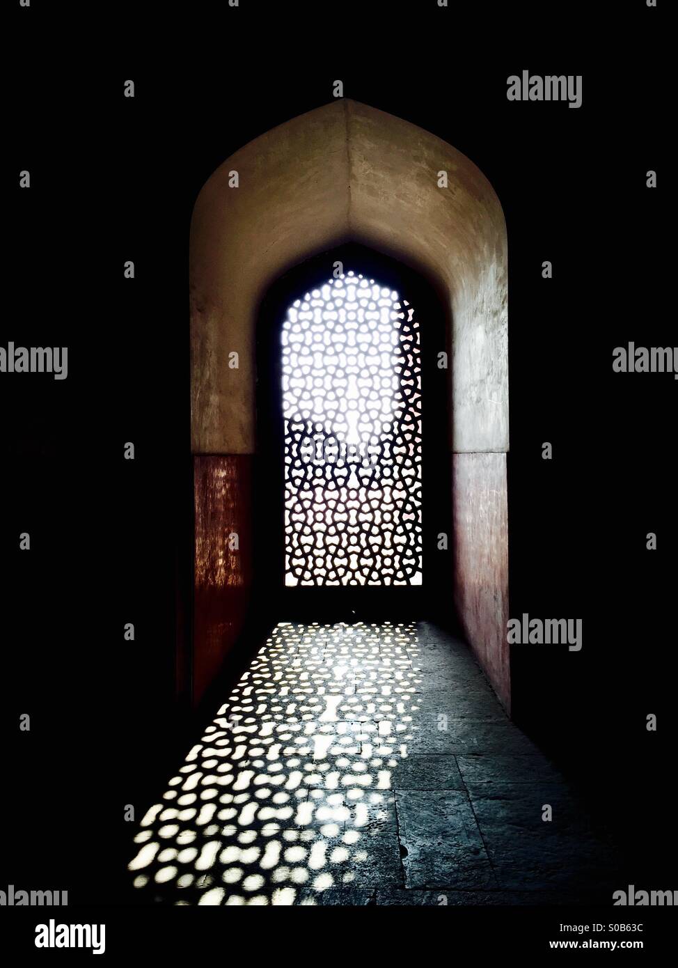 Sun through windows hi-res stock photography and images - Alamy