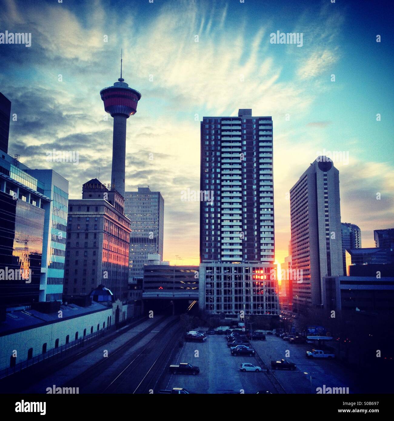 Calgary sunrise hi-res stock photography and images - Alamy