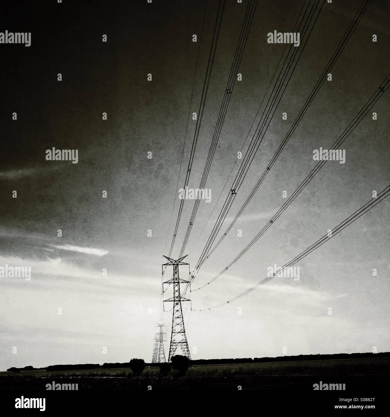 Pylons to the distance hi-res stock photography and images - Alamy