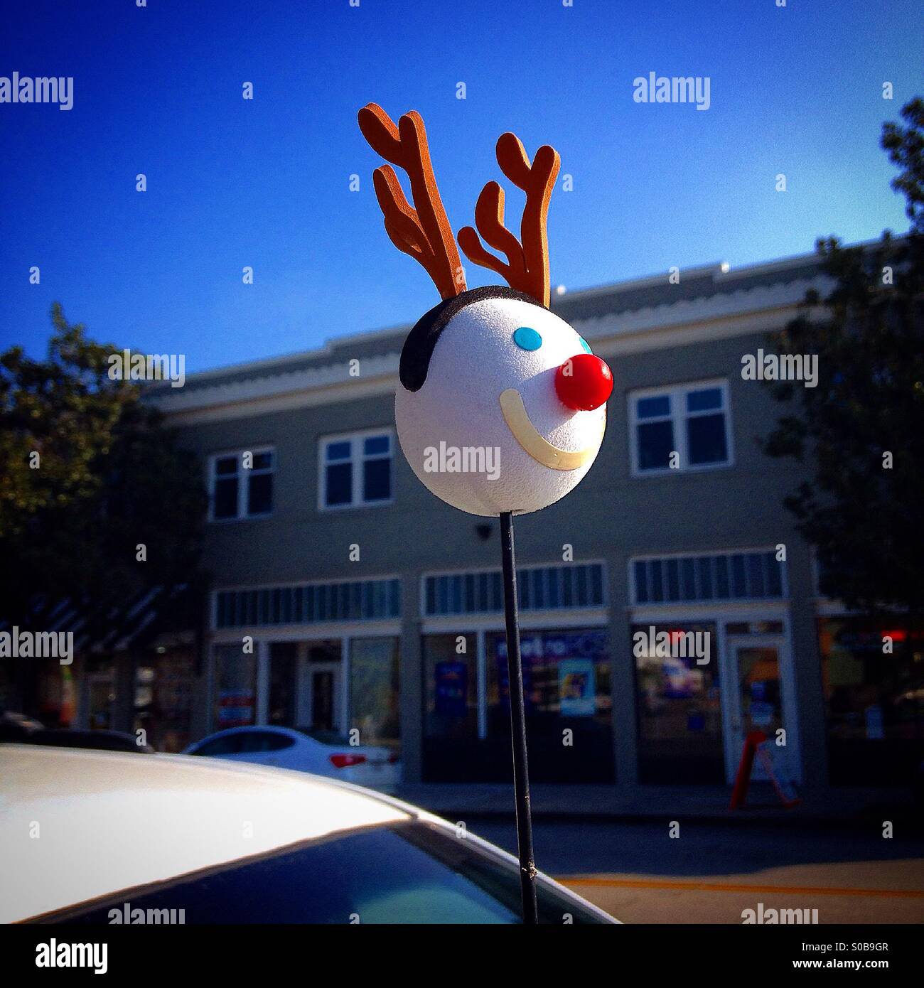 Car antenna hi-res stock photography and images - Alamy