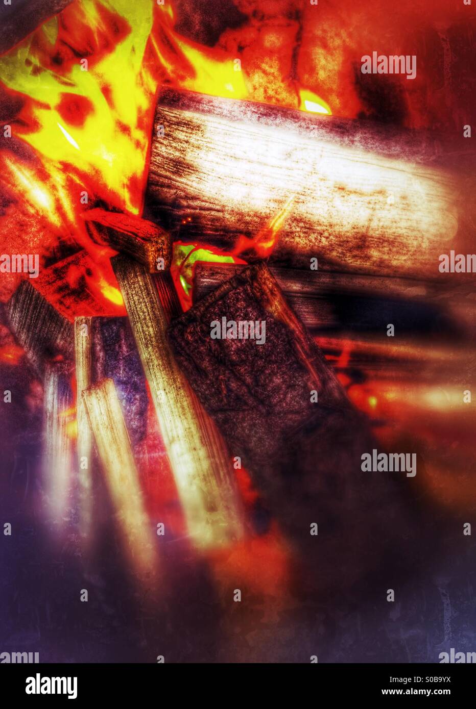 Fire logs hi-res stock photography and images - Alamy