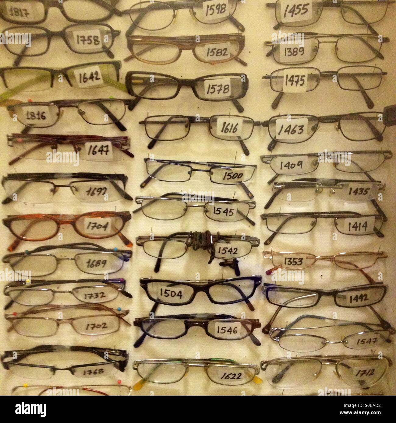 Lost and found hi-res stock photography and images - Alamy