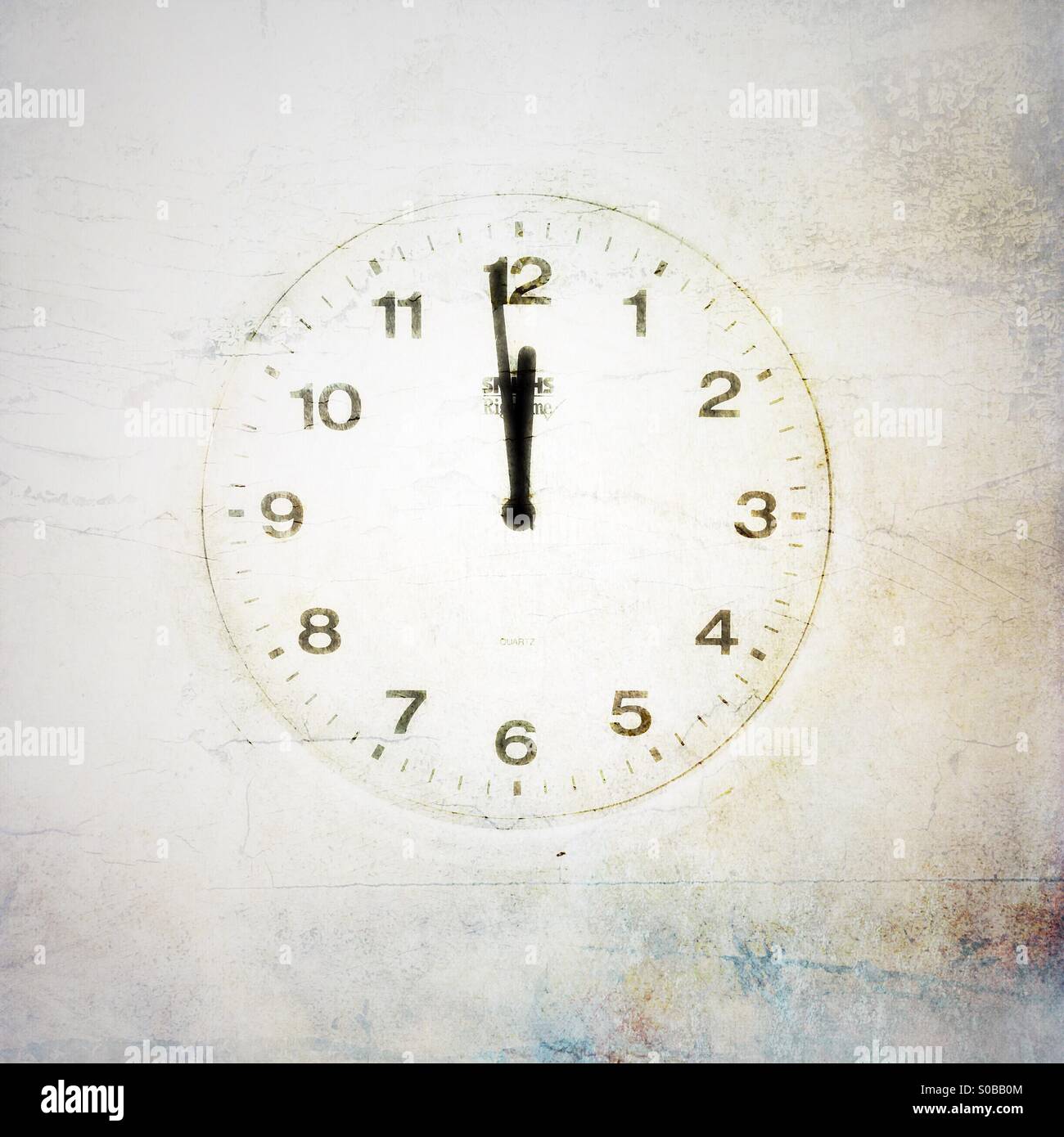 Time hands hi-res stock photography and images - Alamy