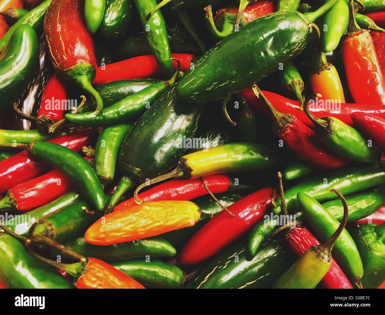 Pepper color hi-res stock photography and images - Alamy