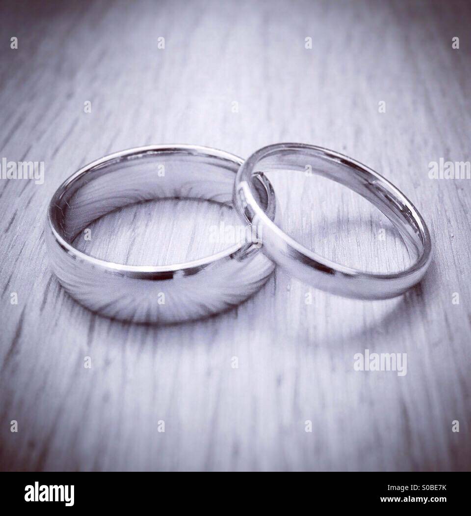 Wedding ring hi-res stock photography and images - Alamy