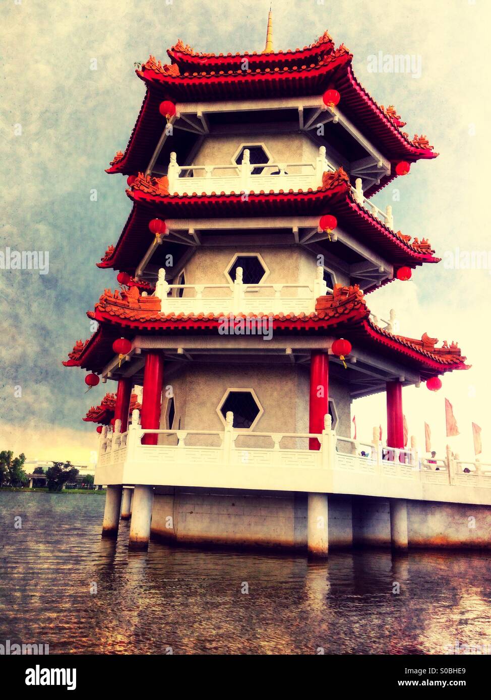 Chinese tower hi-res stock photography and images - Alamy