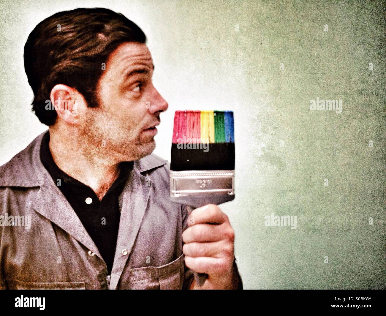 Rainbow colored paint hi-res stock photography and images - Alamy
