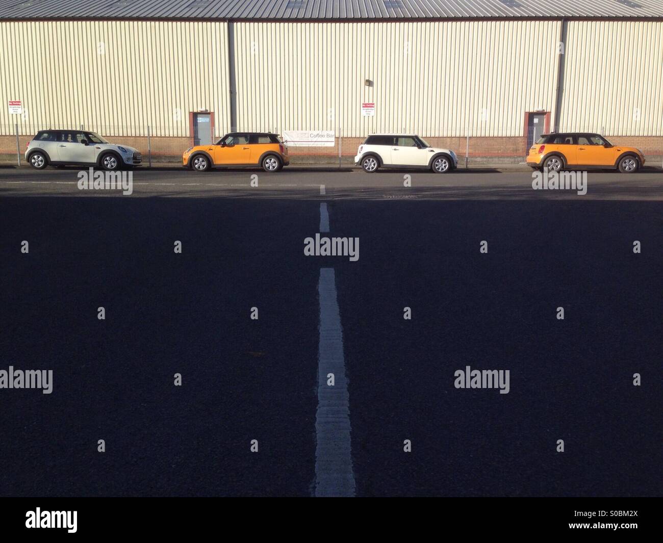 Mini cooper estate car hi-res stock photography and images - Alamy