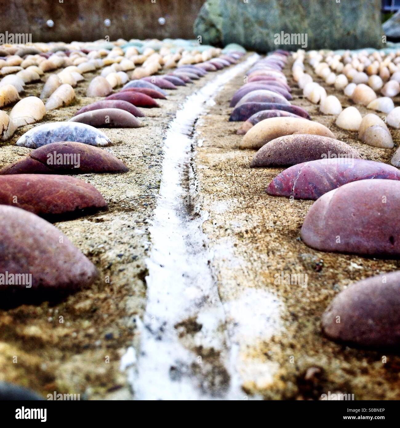 Pebble pathway hi-res stock photography and images - Alamy