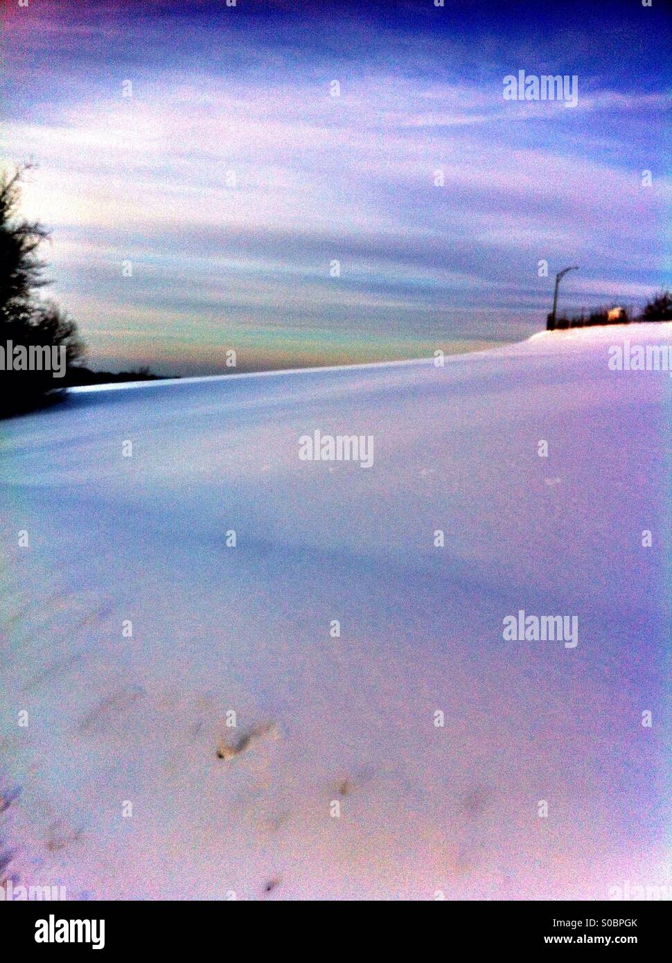 Snow covering ground Stock Photo - Alamy
