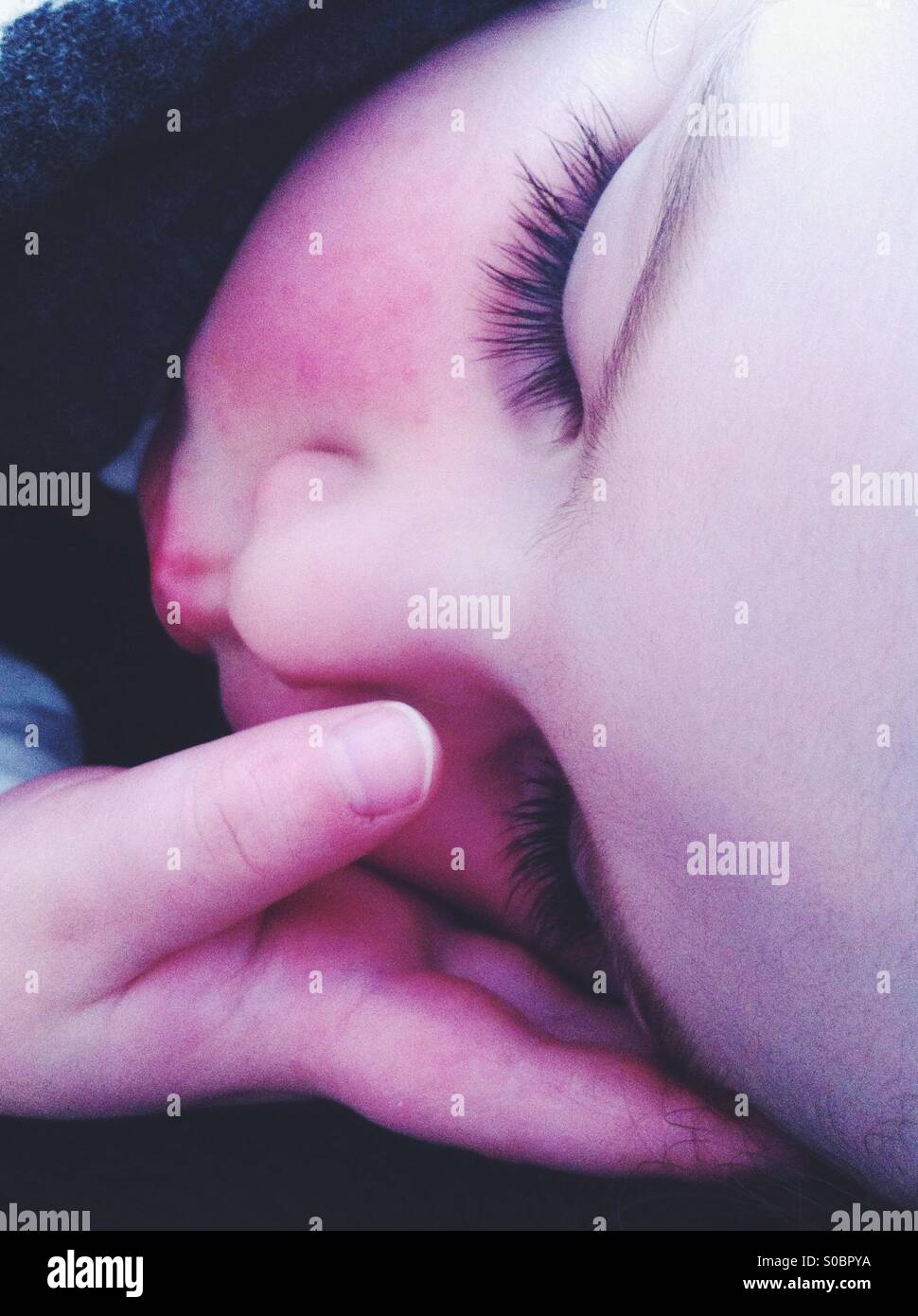 Sleepy eyes hi-res stock photography and images - Alamy