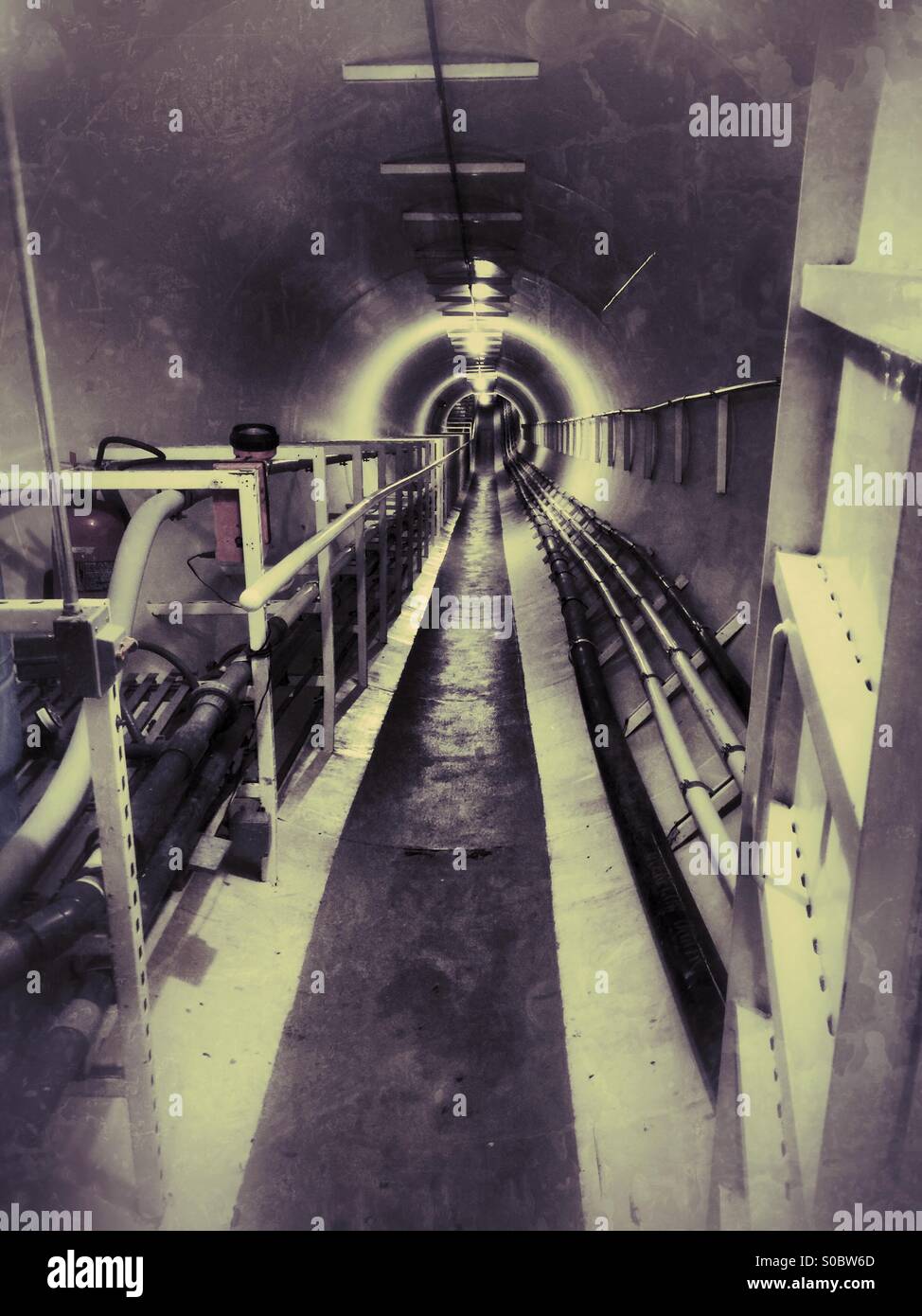 Air passage hi-res stock photography and images - Alamy