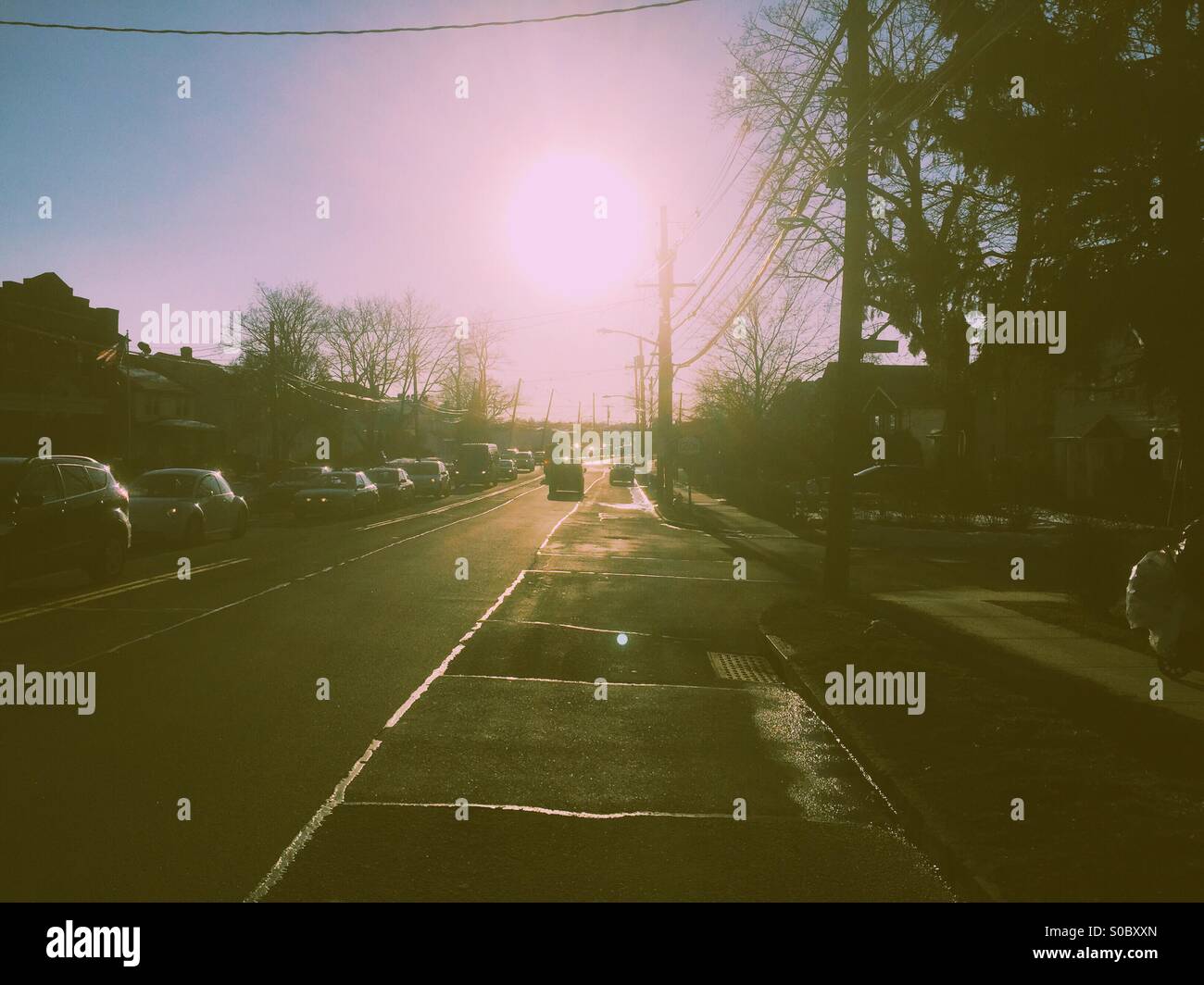 Sun ny day hi-res stock photography and images - Alamy