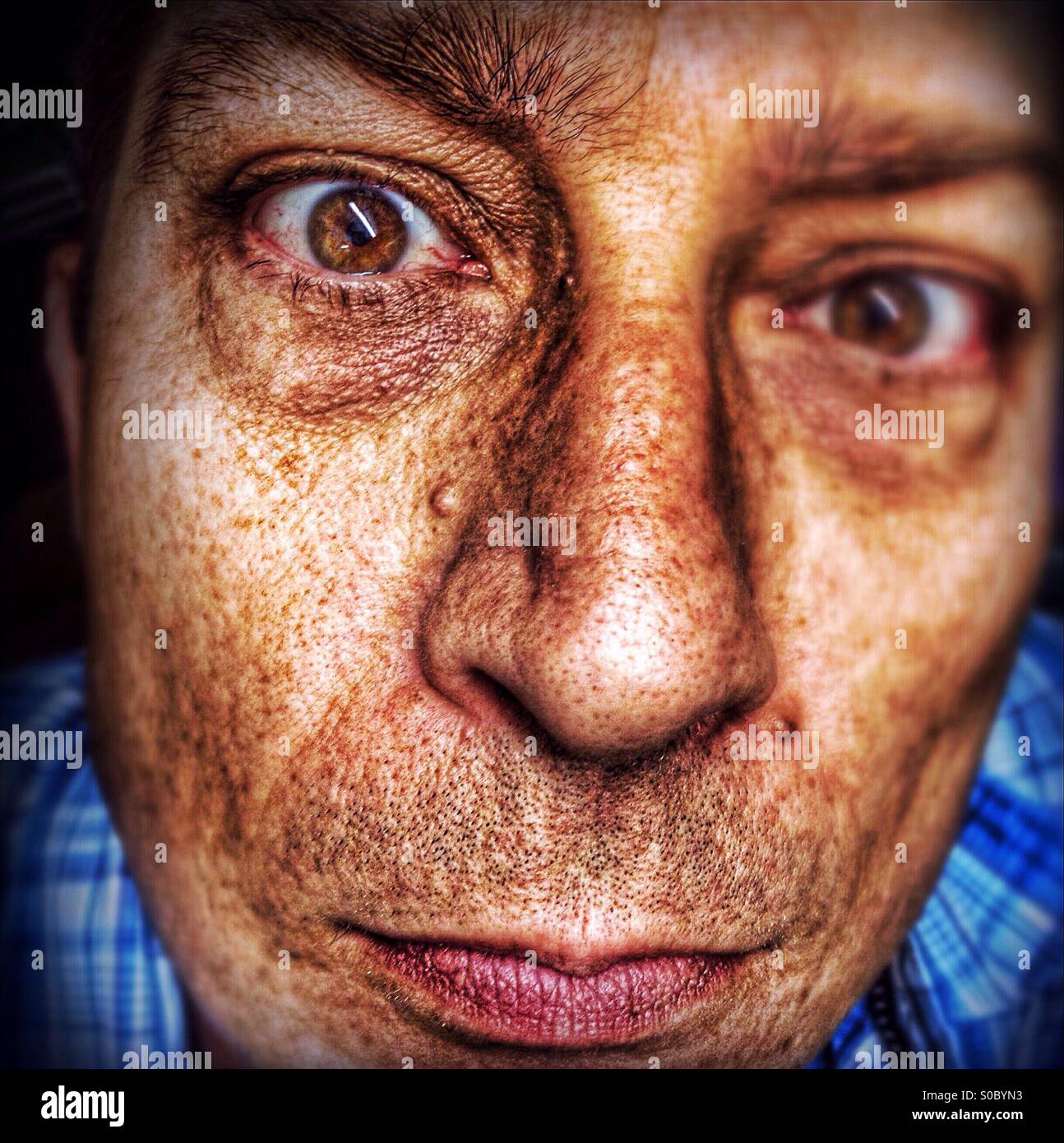 Man stalking hi-res stock photography and images - Alamy
