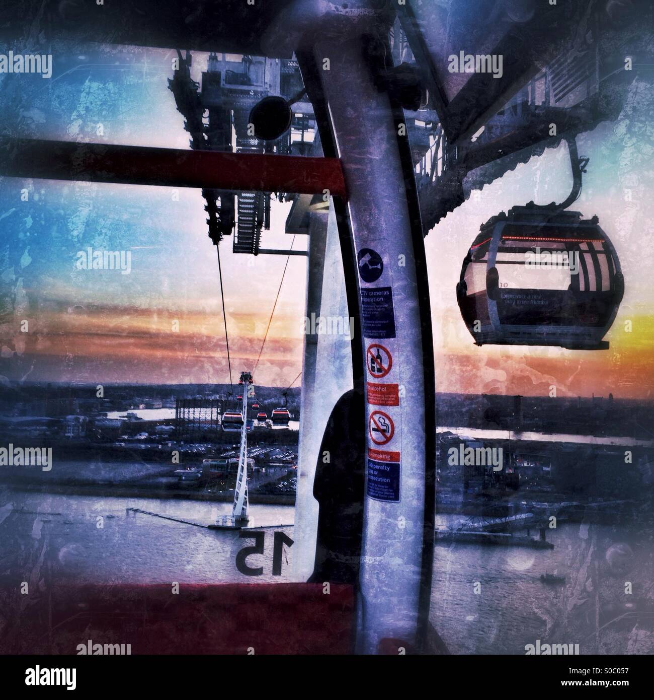 Cable cars london hi-res stock photography and images - Alamy