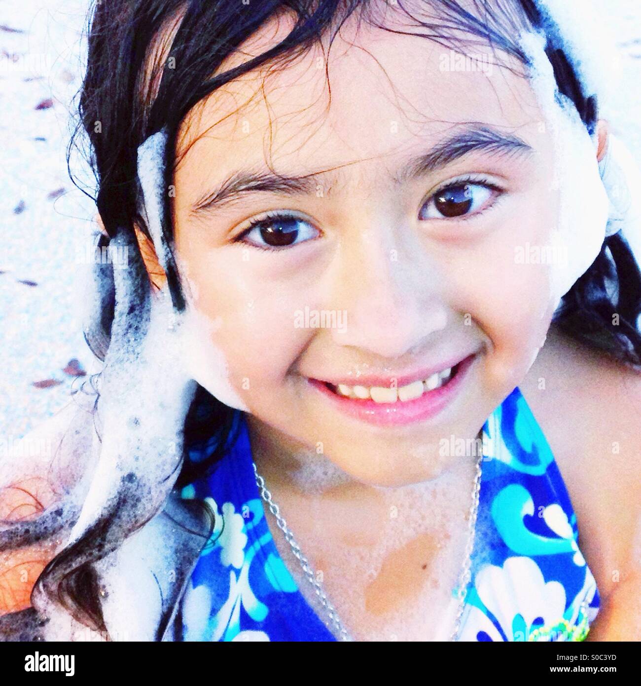 Face covered in bubbles hi-res stock photography and images - Alamy