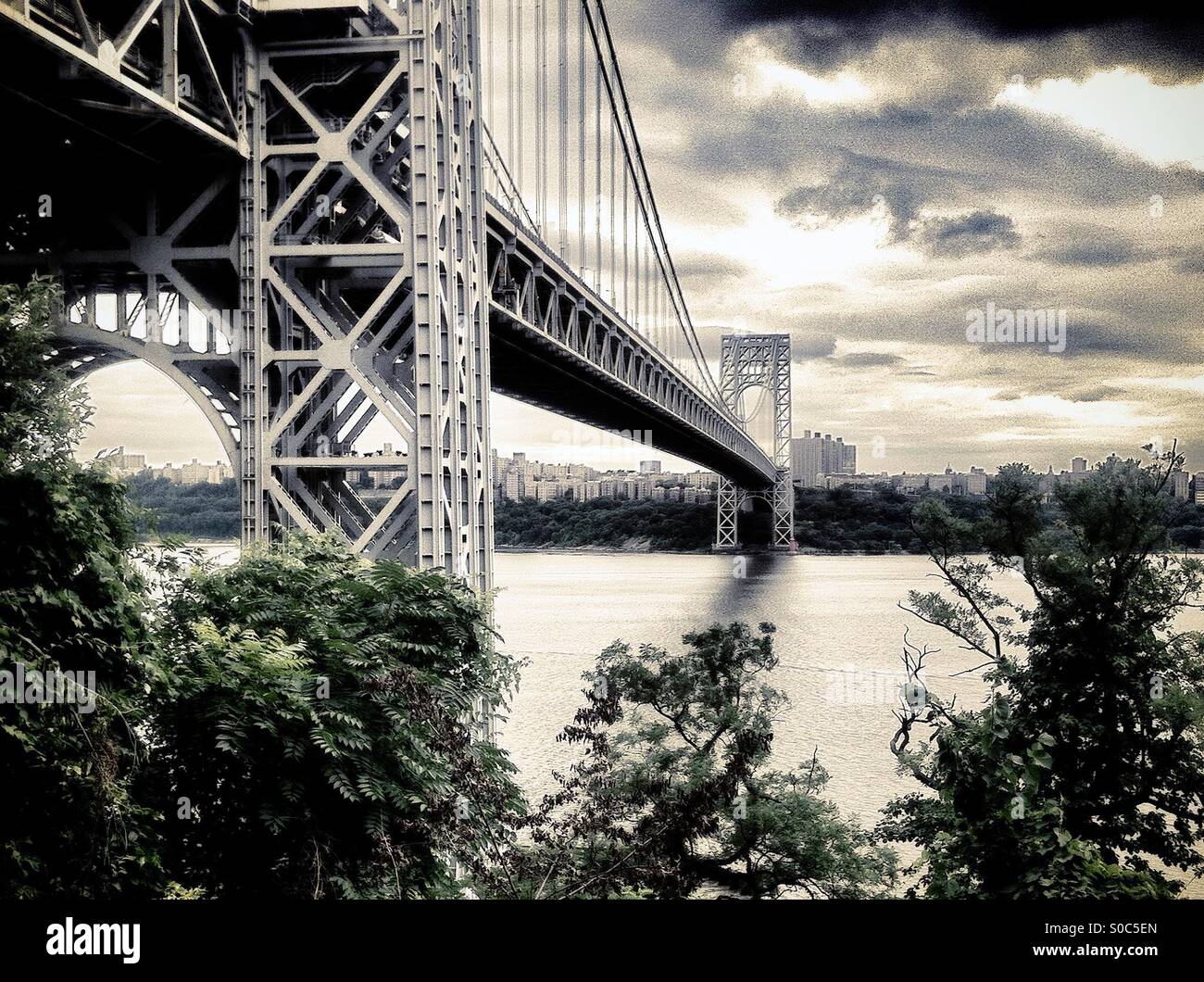 Washington bridge new york city hi-res stock photography and images - Alamy