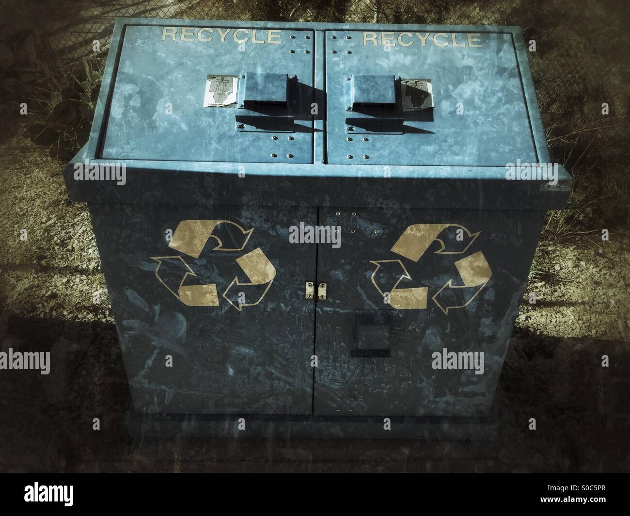Recycle bins hi-res stock photography and images - Alamy