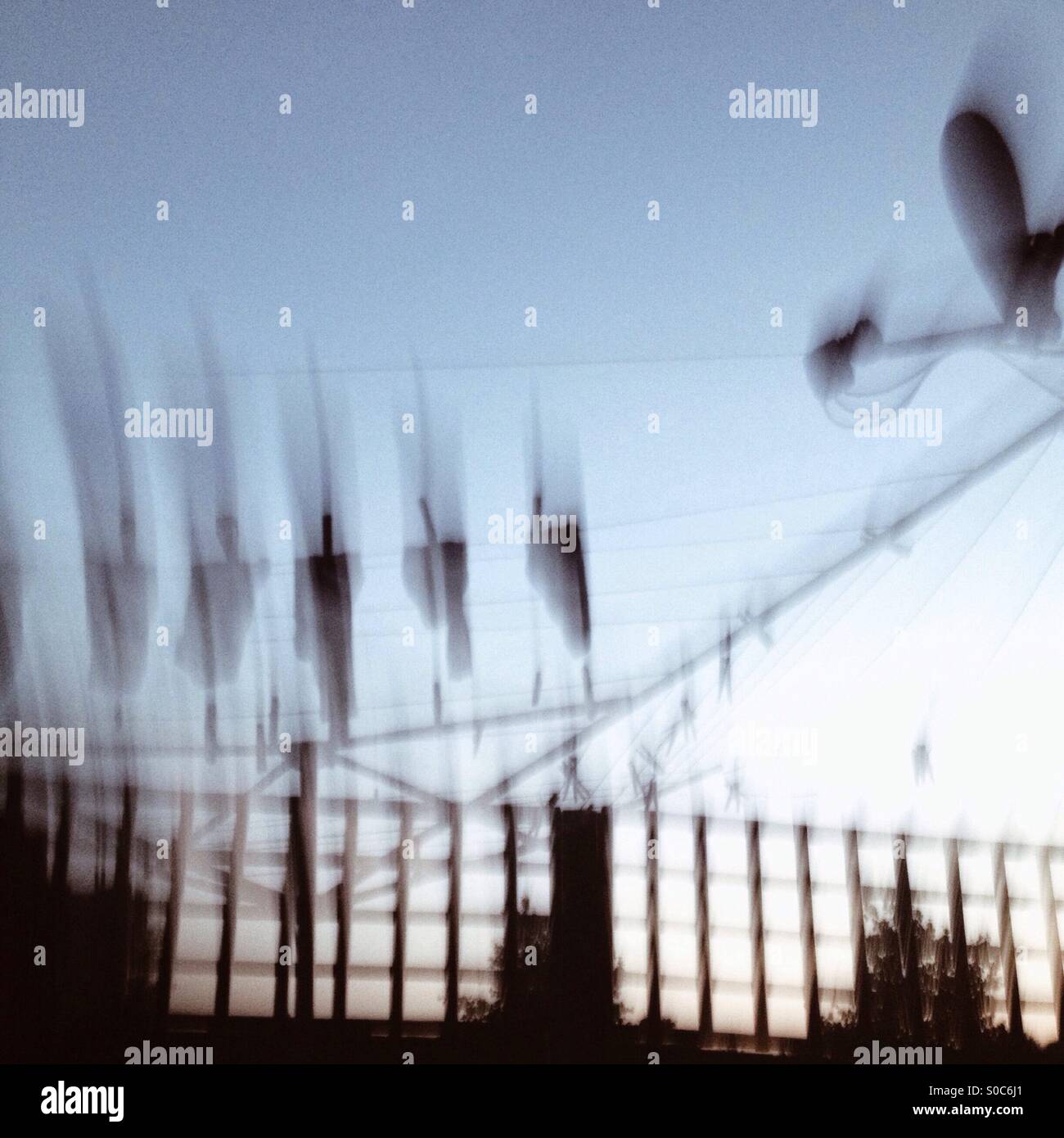 Shutter movement hi-res stock photography and images - Alamy