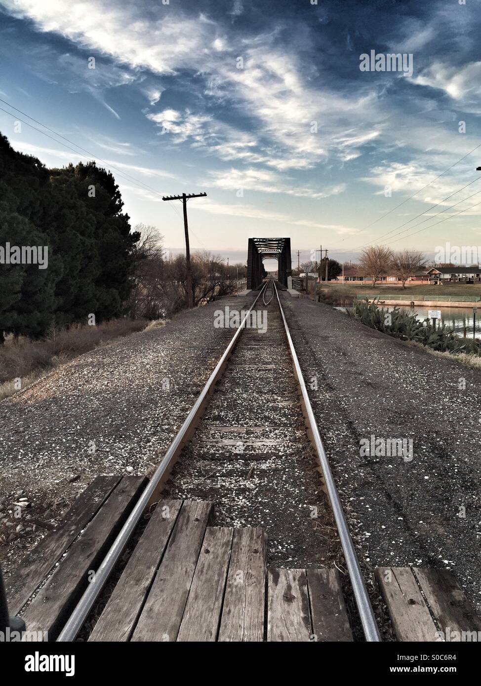 River tracks hi-res stock photography and images - Alamy