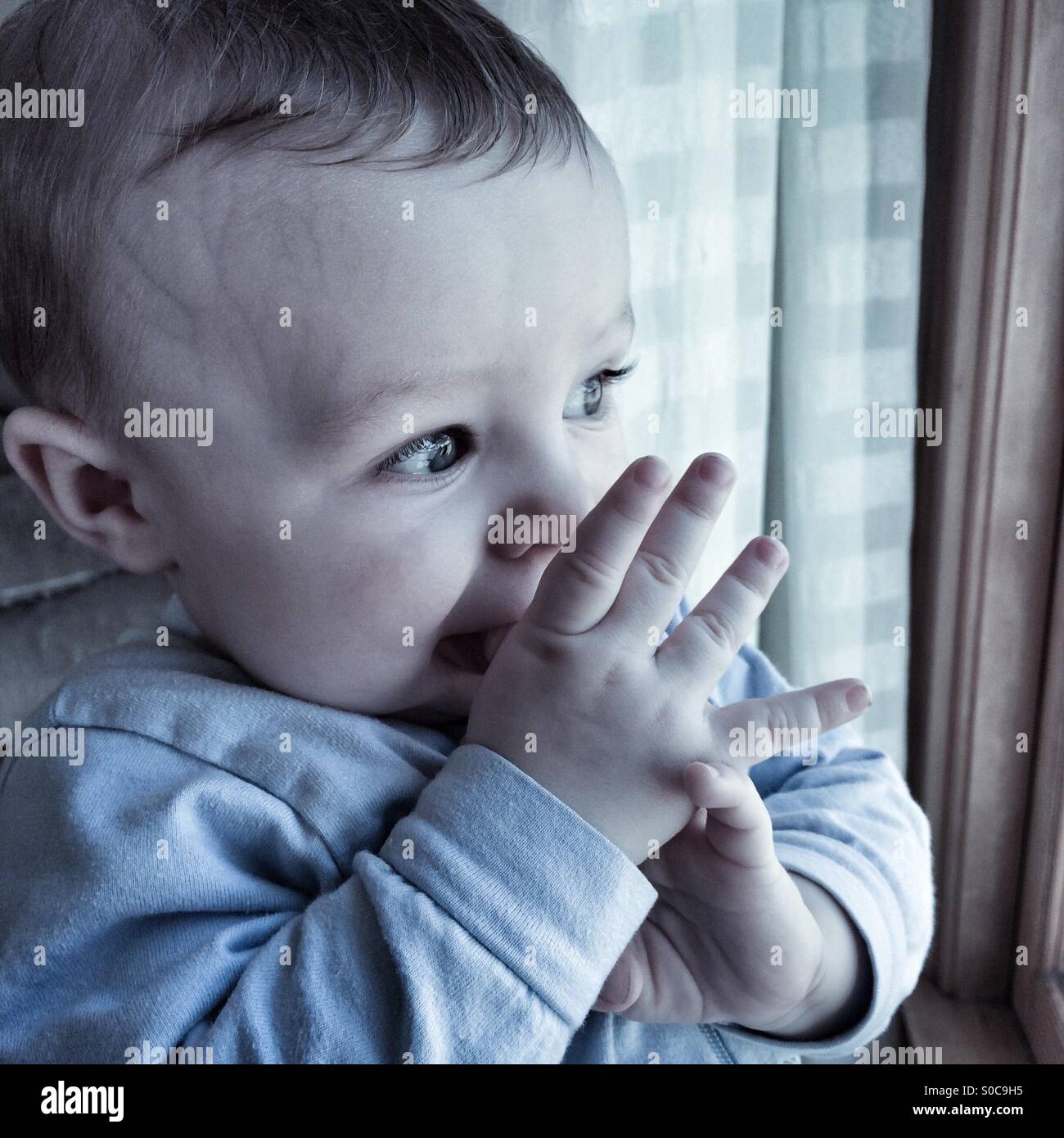 Baby sign language hi-res stock photography and images - Alamy
