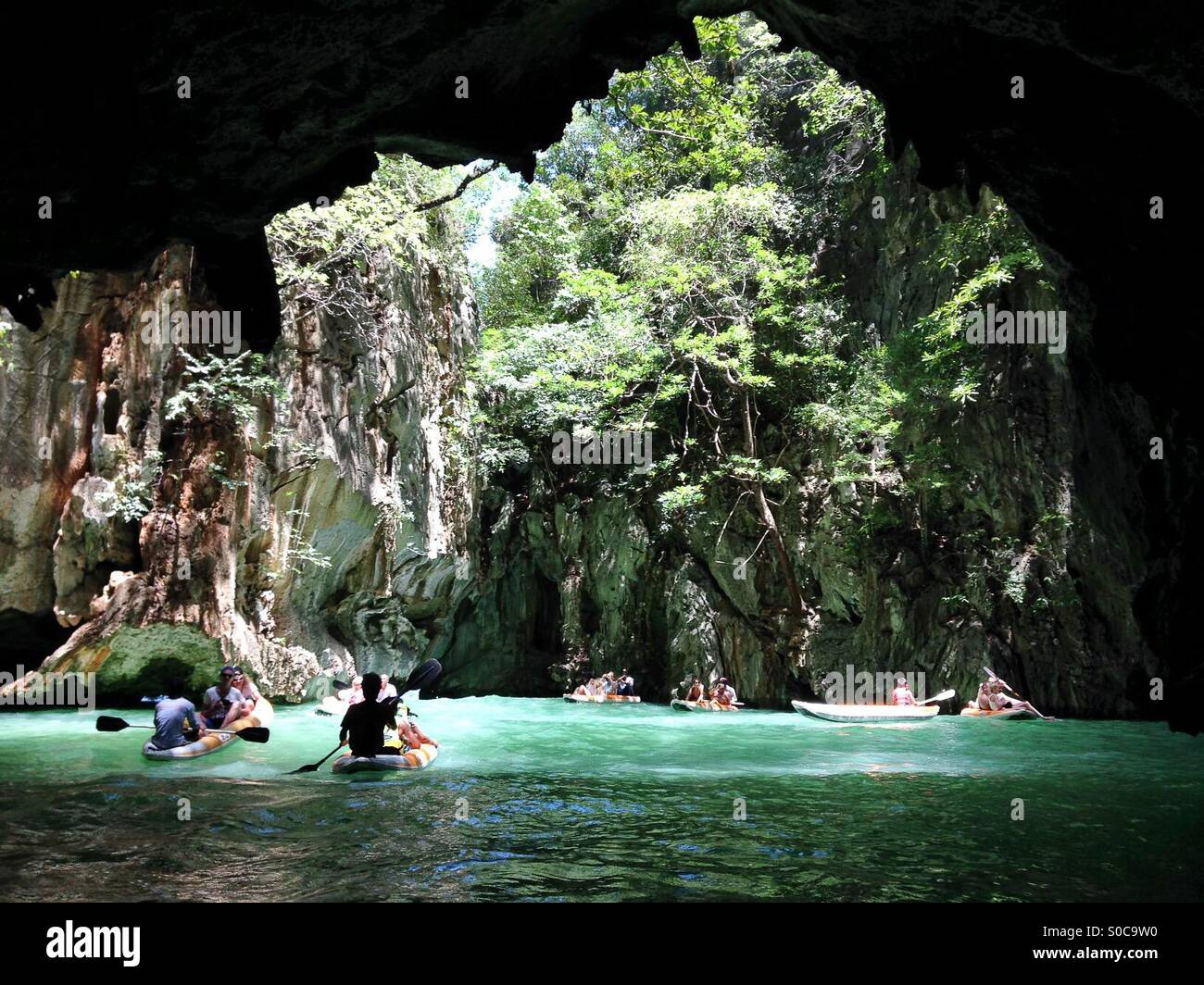 Ocean cave hi-res stock photography and images - Alamy