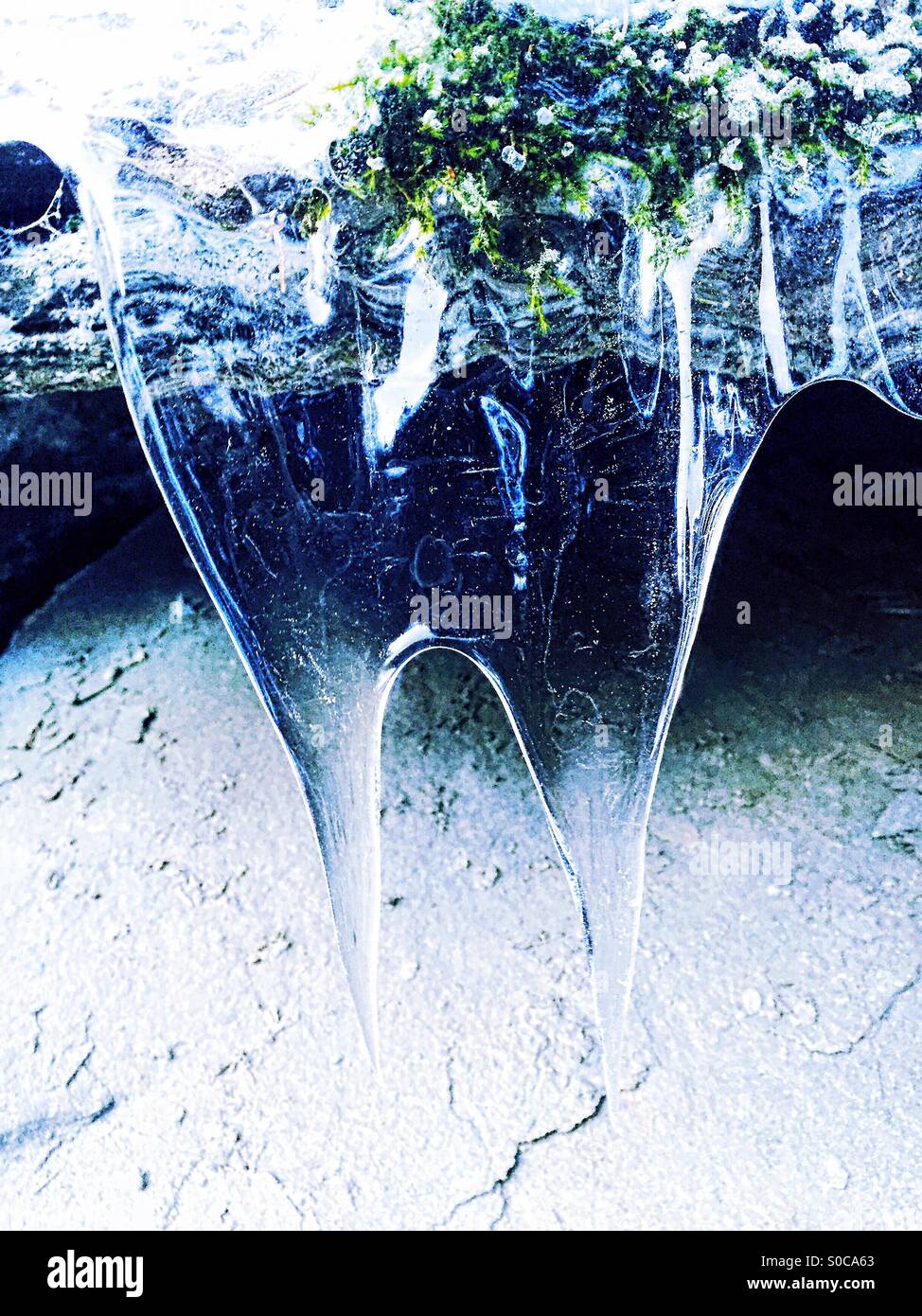Ice teeth hi-res stock photography and images - Alamy