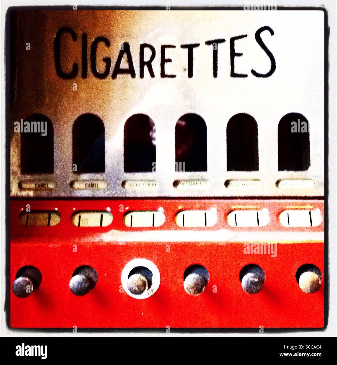 Cigarette Vending Machine Stock Photo - Alamy