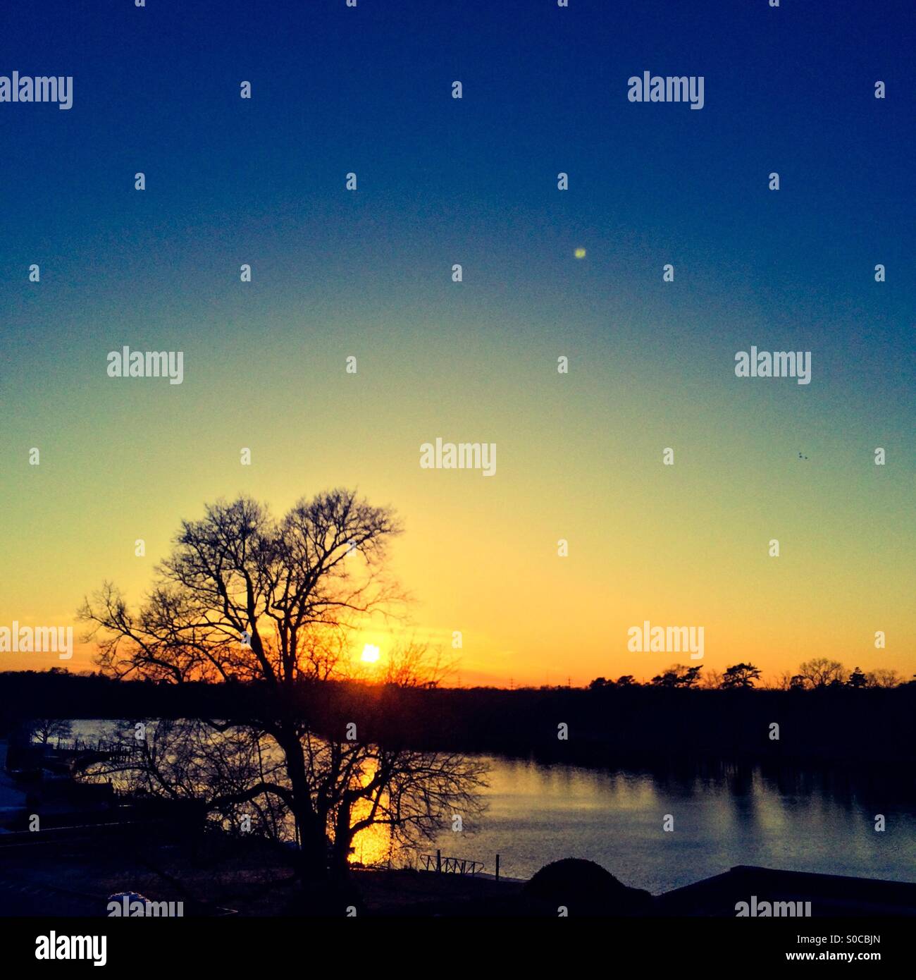 Sunny haze hi-res stock photography and images - Alamy