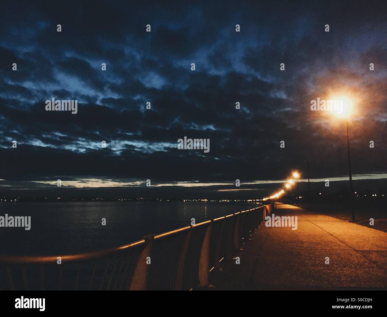 Otterspool hi-res stock photography and images - Alamy