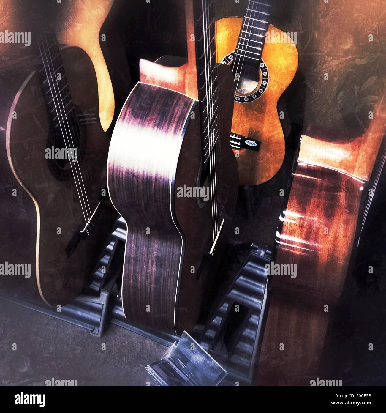 Musical instrument shop hi-res stock photography and images - Alamy