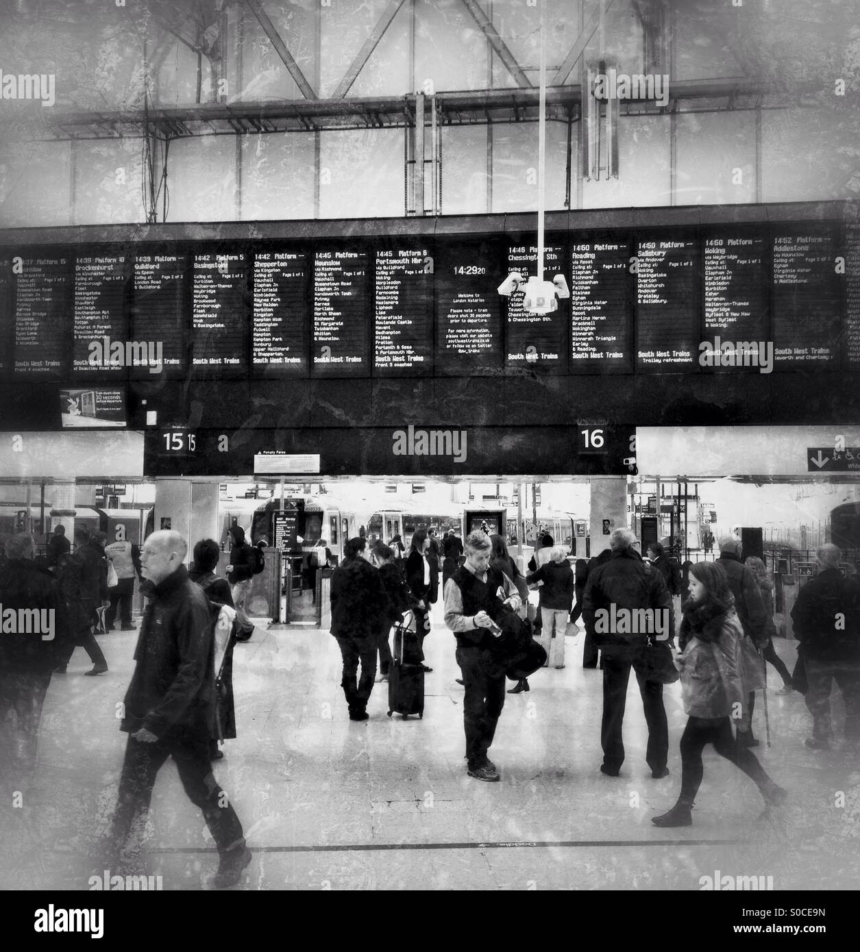 Waterloo Railway Station High Resolution Stock Photography and Images ...