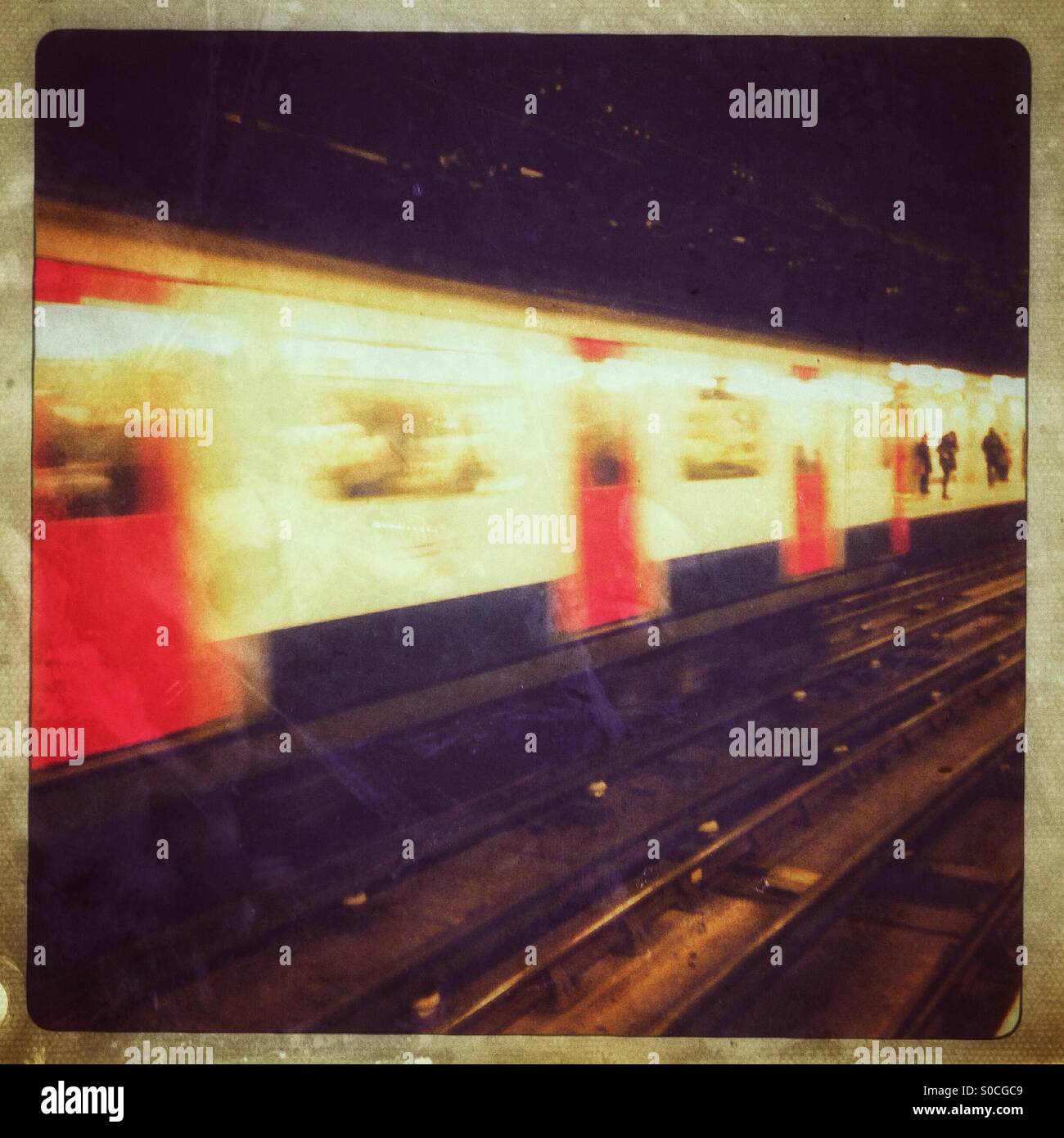 London underground tube train hi-res stock photography and images - Alamy
